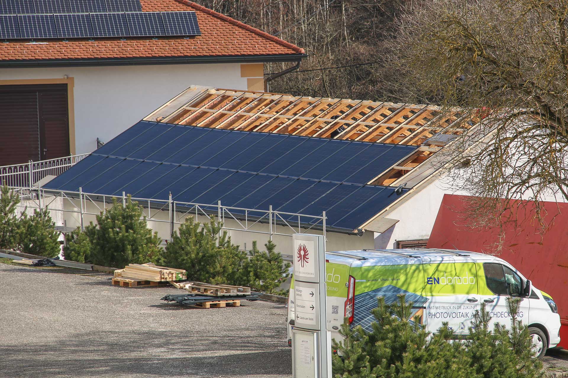 Neue PV-Dachdeckung / März 2023
